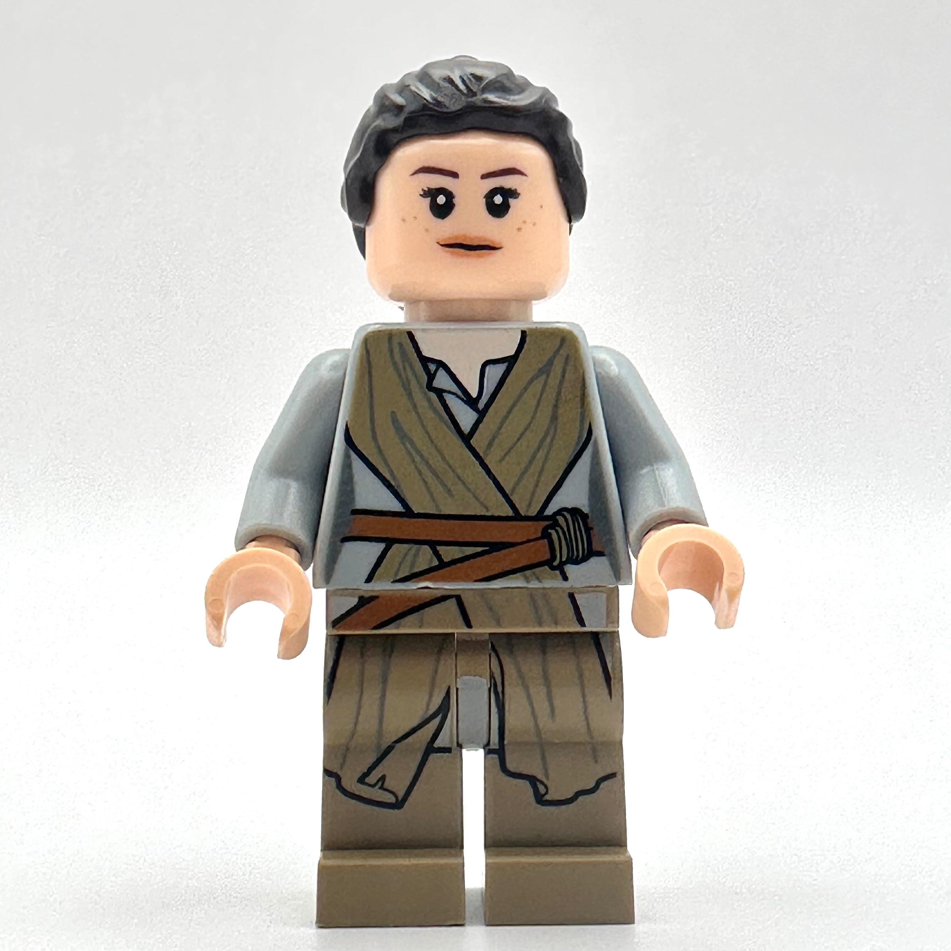 LEGO Rey Minifigure [Dark Tan] – Imperial Brickz